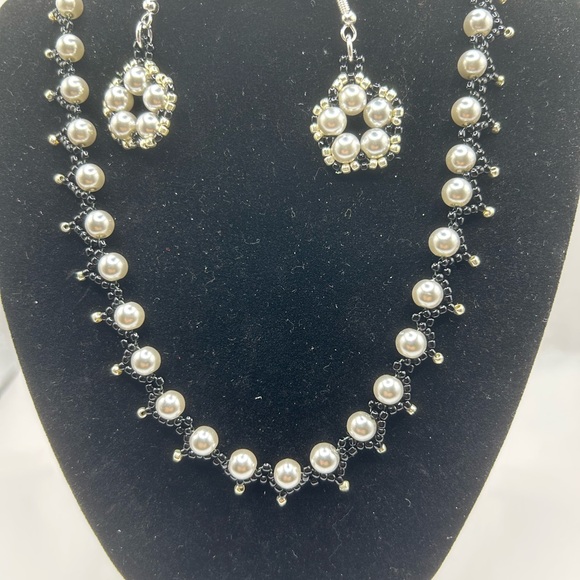 Jewelry | Elegant Pearl Necklace And Earring Set | Poshmark